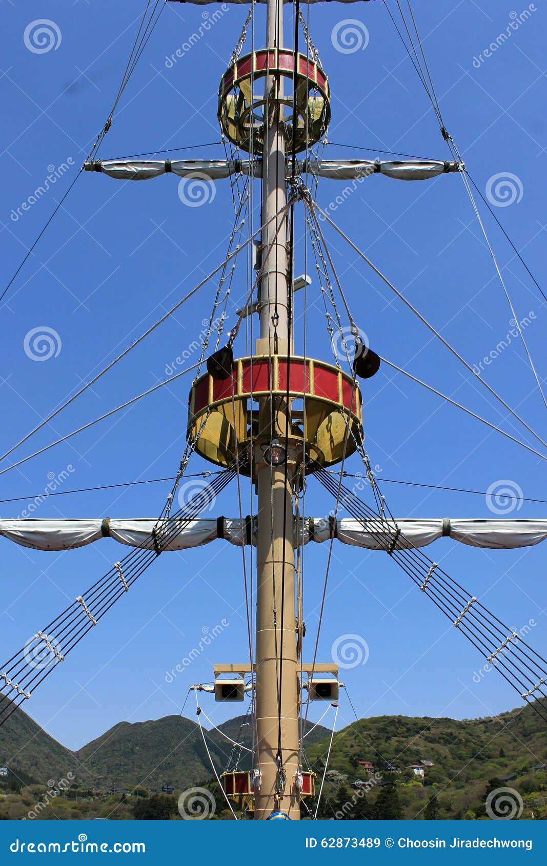 Mainmast Royalty-Free Stock Image | CartoonDealer.com #20320168