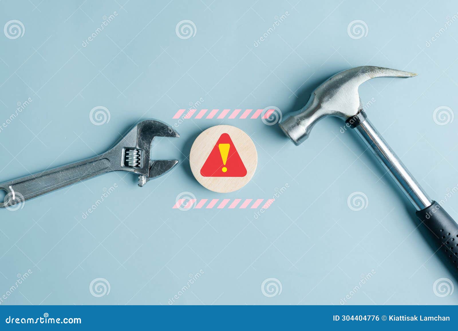 Maintenance Fixing System Warning on Internet or Caution Sign Symbol ...