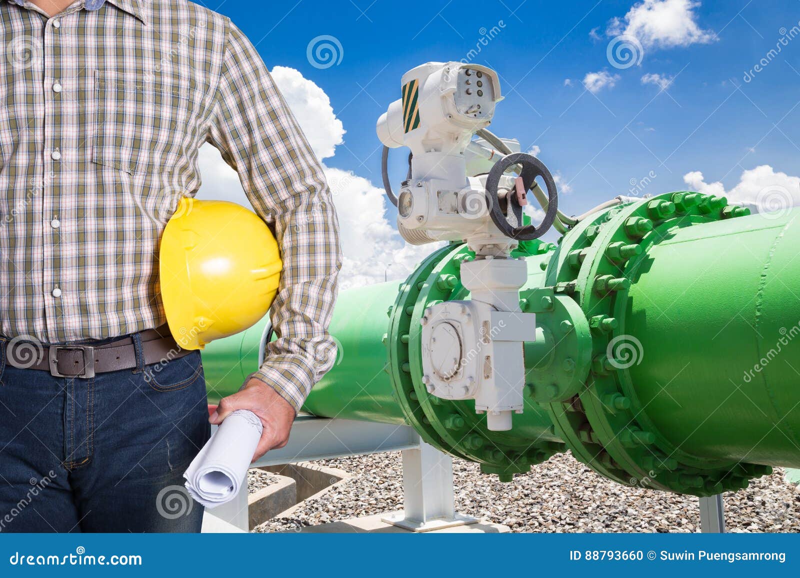 Maintenance Technician with Pipeline Valves of Cooling Water System in ...