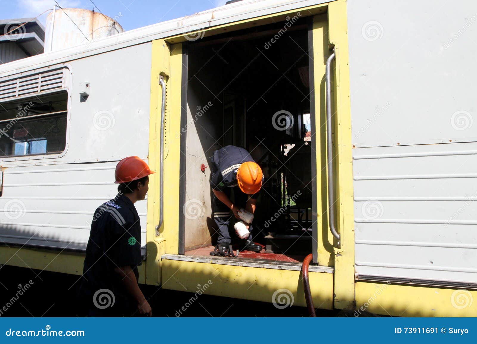 Maintenance train editorial photo. Image of undergoing - 73911691
