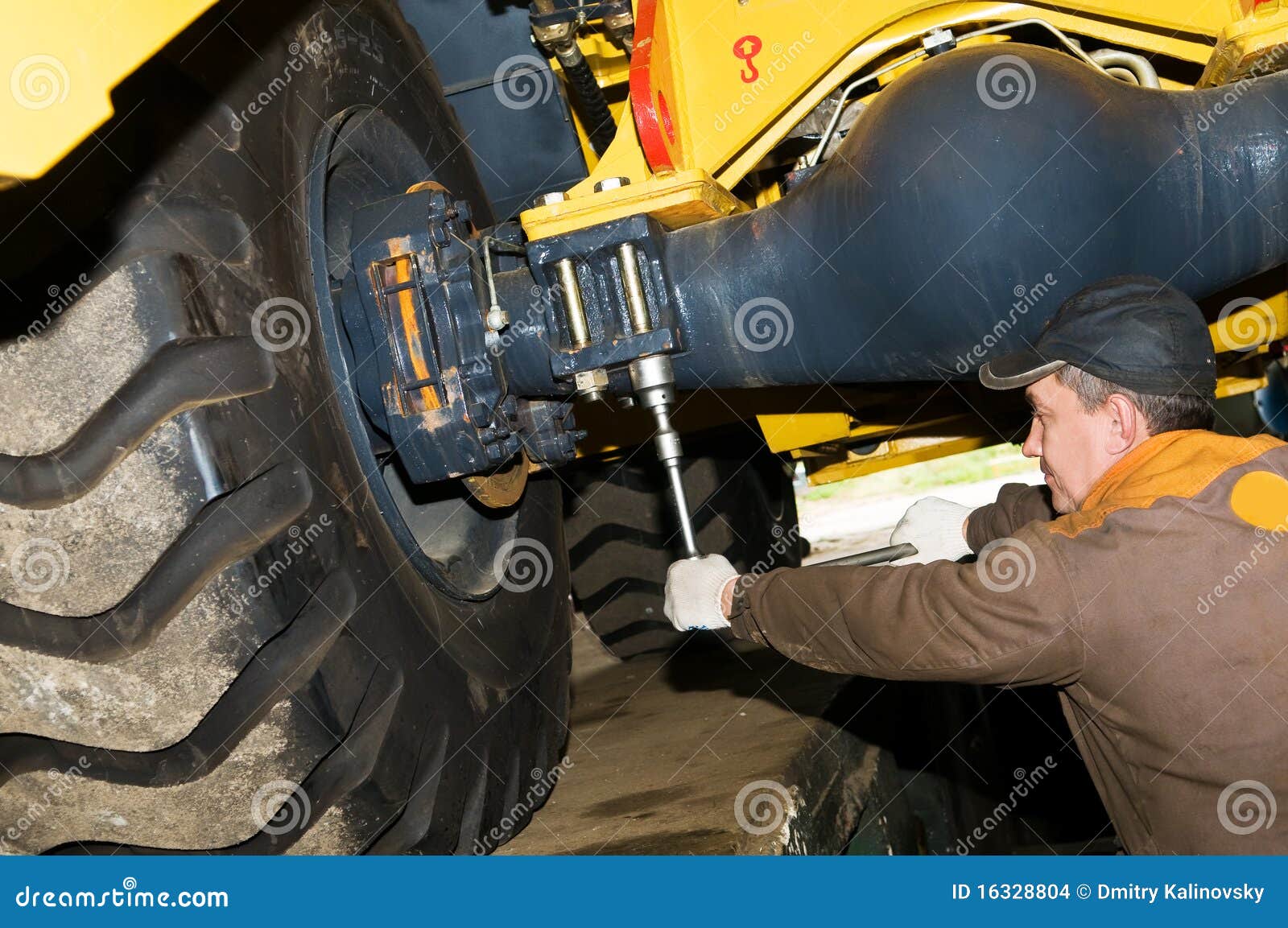 Maintenance Work of Heavy Loader Stock Photo - Image of repair, manual ...