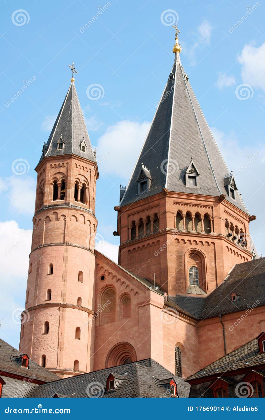 Mainz Cathedral stock photo. Image of architecture, roof - 17669014