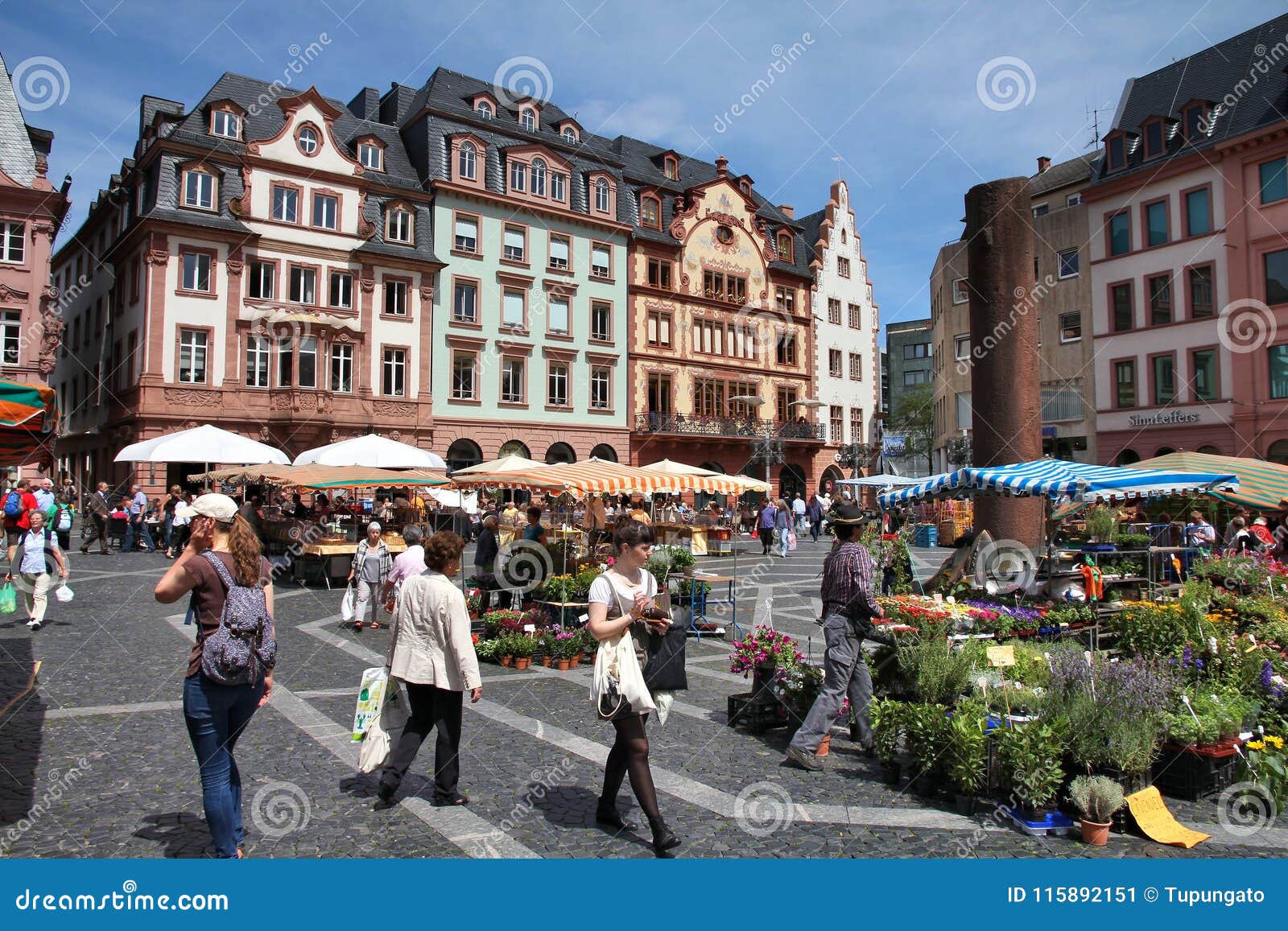 Mainz, Duitsland redactionele foto. Image of mensen - 115892151