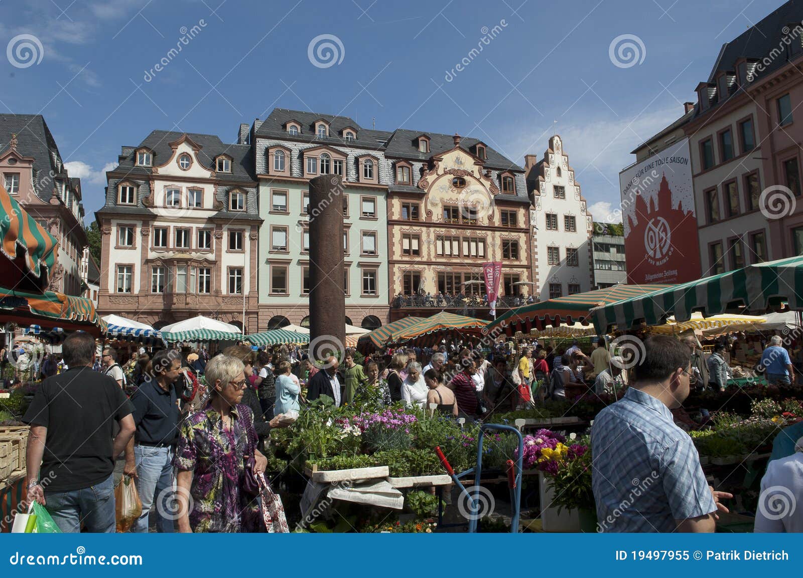 MAINZ, GERMANY Farmer Market Editorial Image - Image of farm, church ...