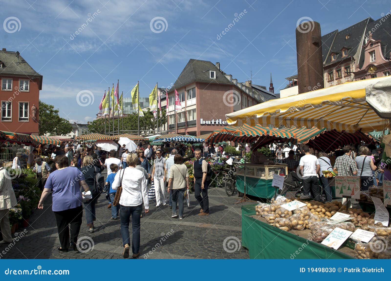 MAINZ, GERMANY Farmer Market Editorial Image - Image of agriculture ...