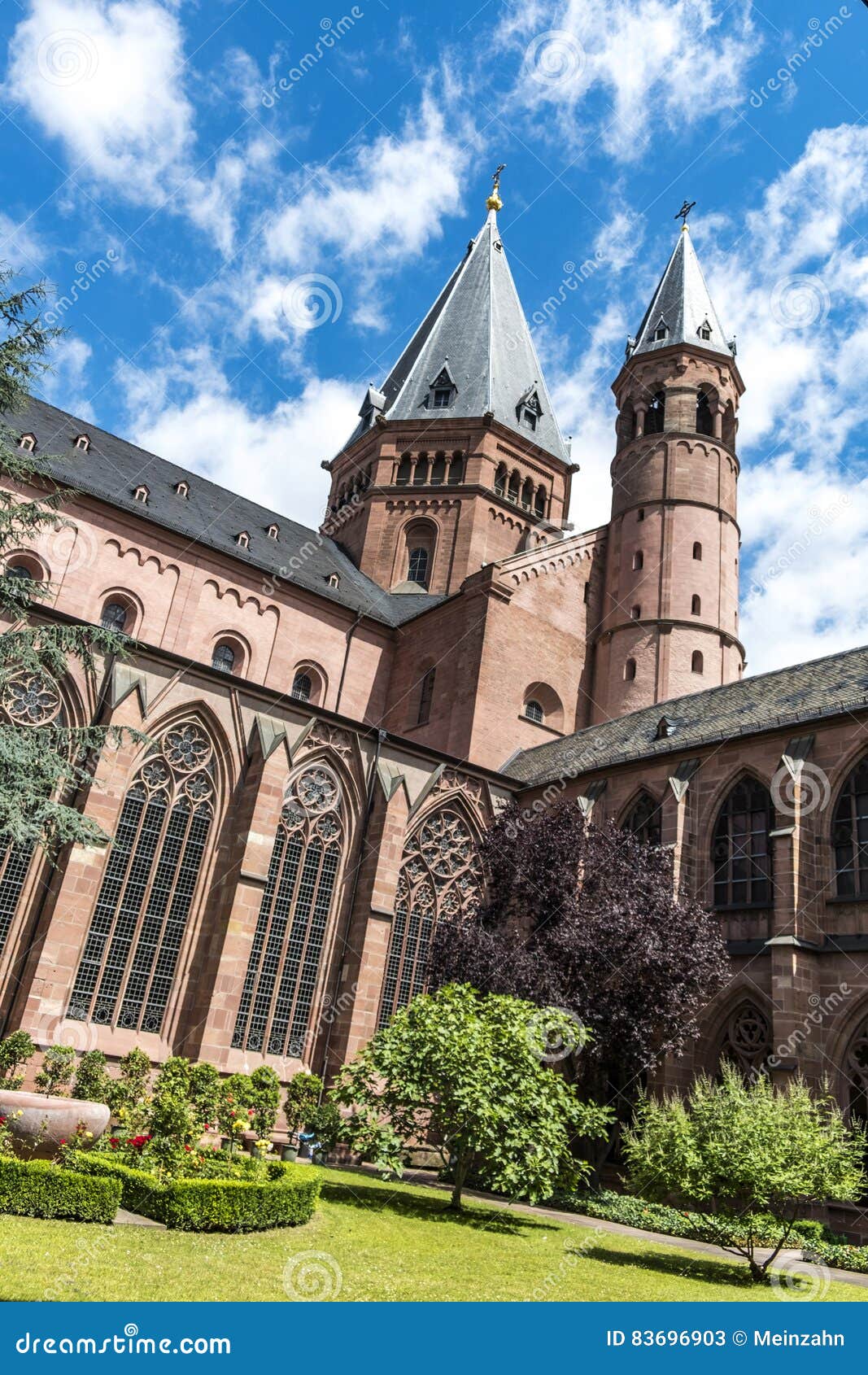 Mainzer Dom Cathedral in Mainz Stock Image - Image of scenic, ages ...