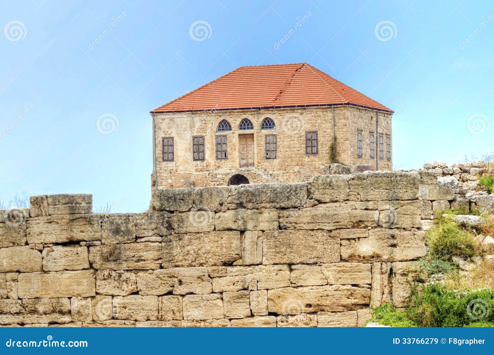 Maison Libanaise Traditionnelle, Byblos Image stock - Image du fort ...