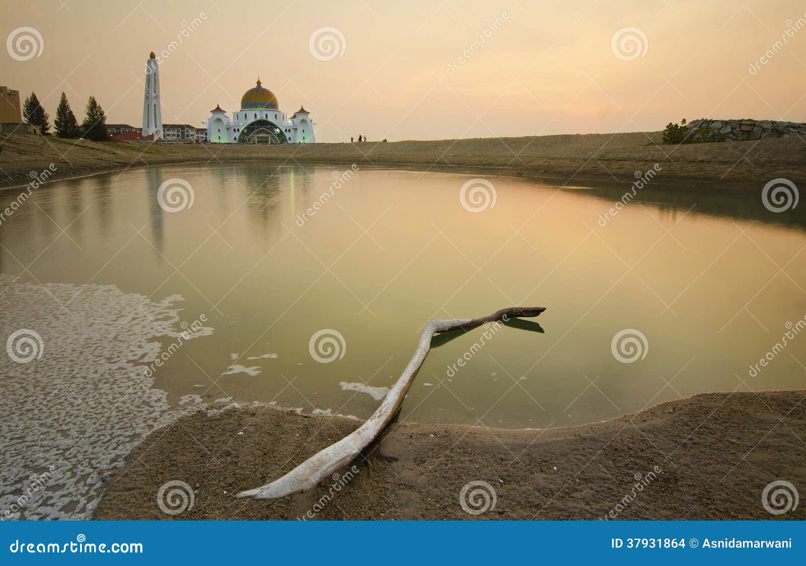 Majestic Floating Mosque at Malacca Straits during Sunset Stock Photo ...