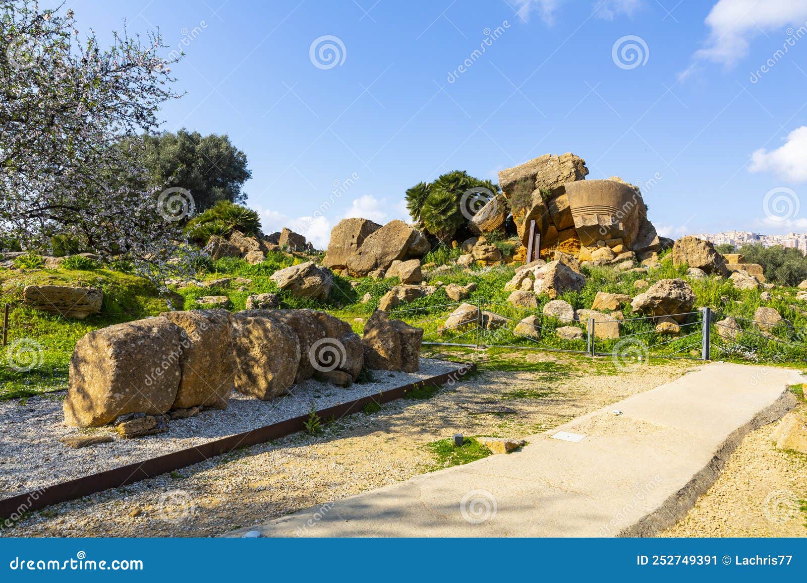 The Majestic Telamon in the Valley of the Temples Stock Image - Image ...