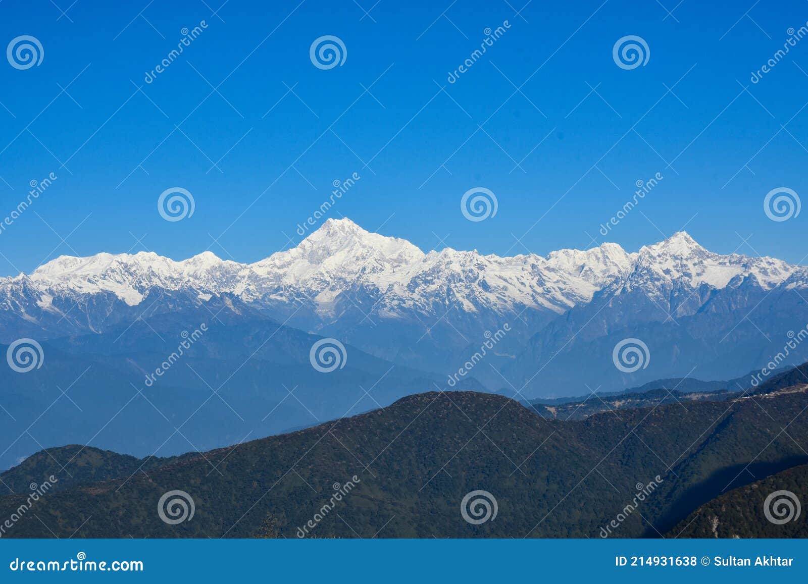 Majestic View of Mount Kanchenjunga Stock Photo - Image of beautiful ...
