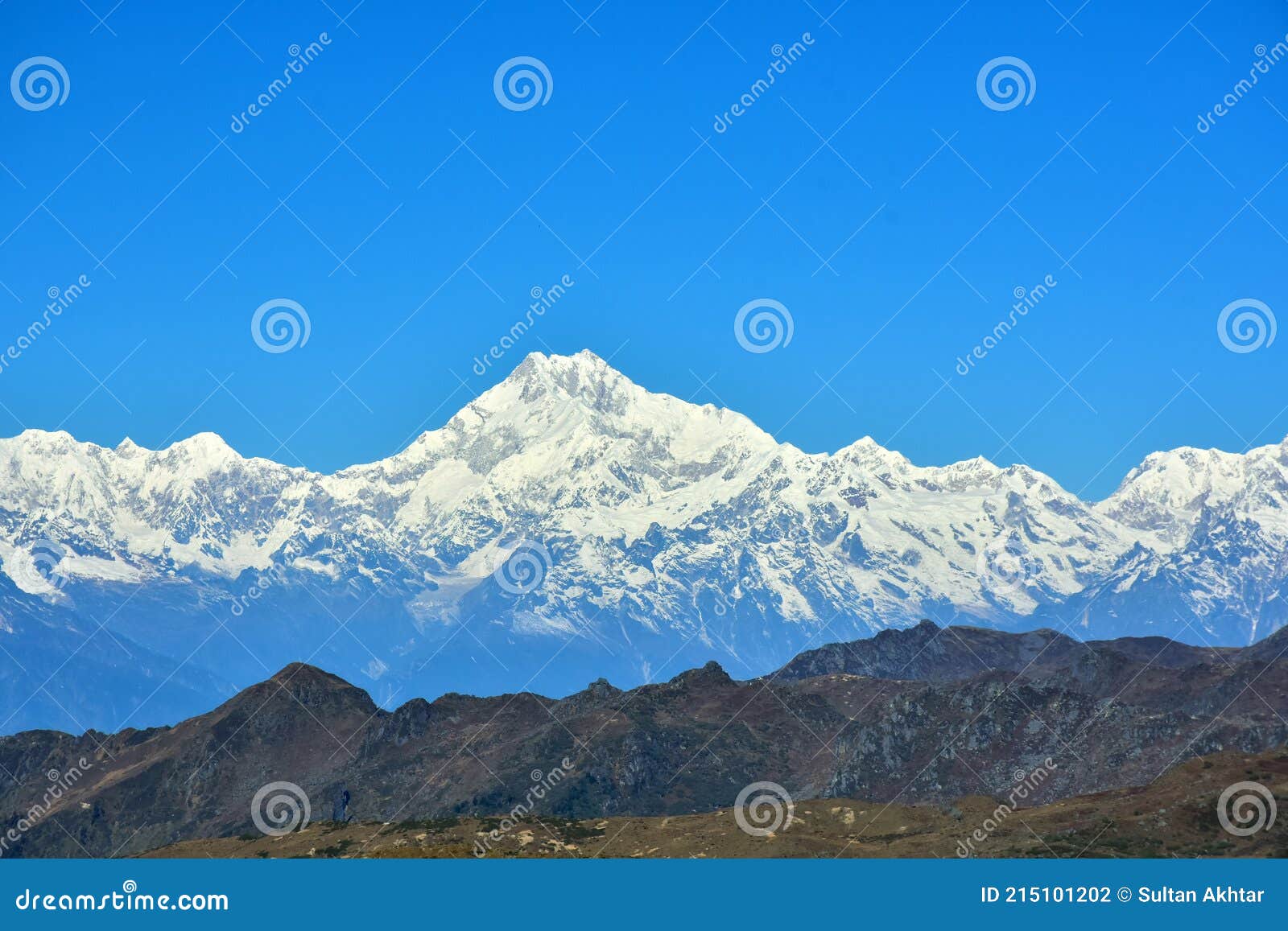 Majestic View of Mount Kanchenjunga Stock Photo - Image of beautiful ...