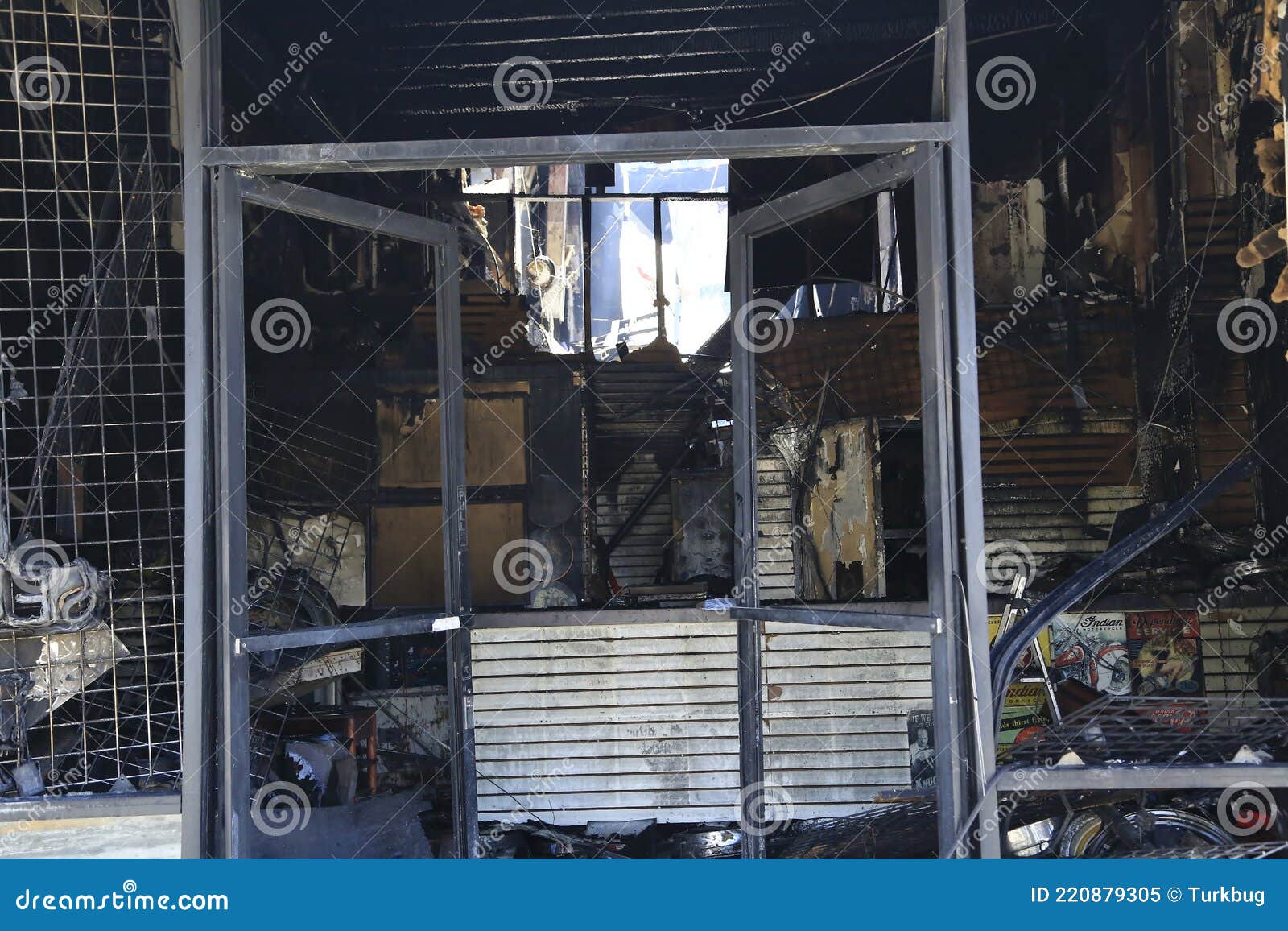 Major Fire Damaged Building Editorial Image - Image of downtown ...