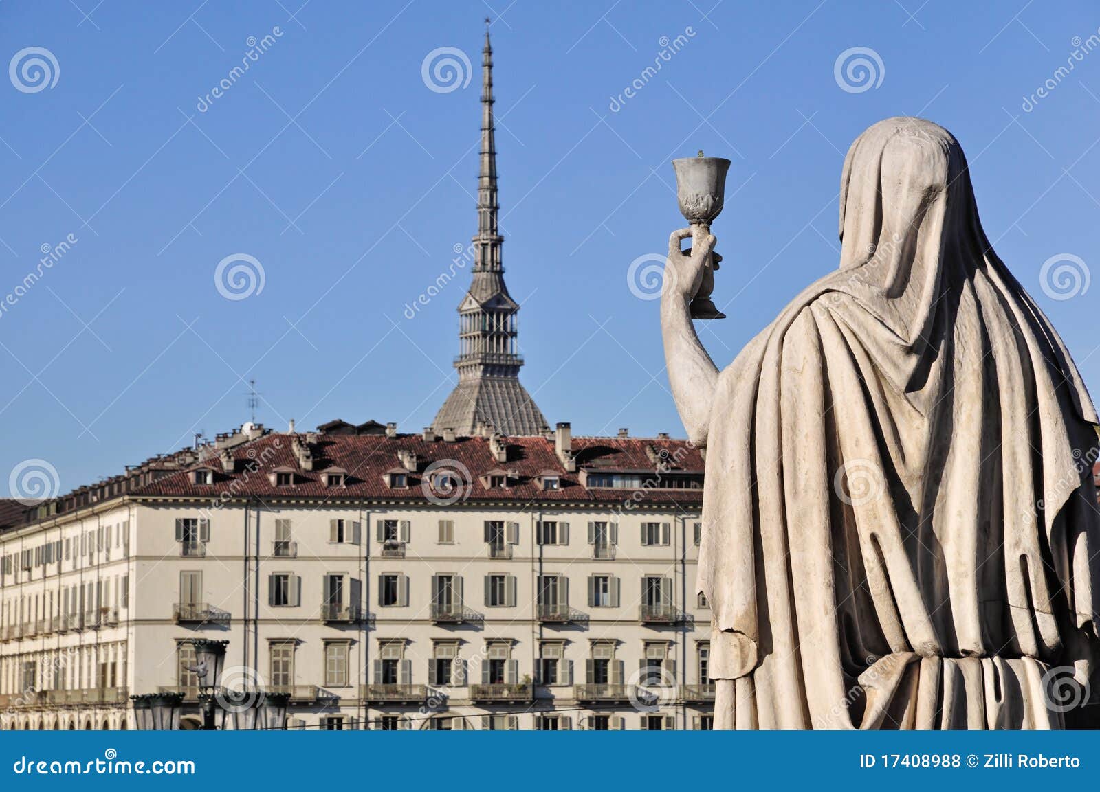 Major Turin S Symbol, Mole Antonelliana Stock Photo - Image of grail ...