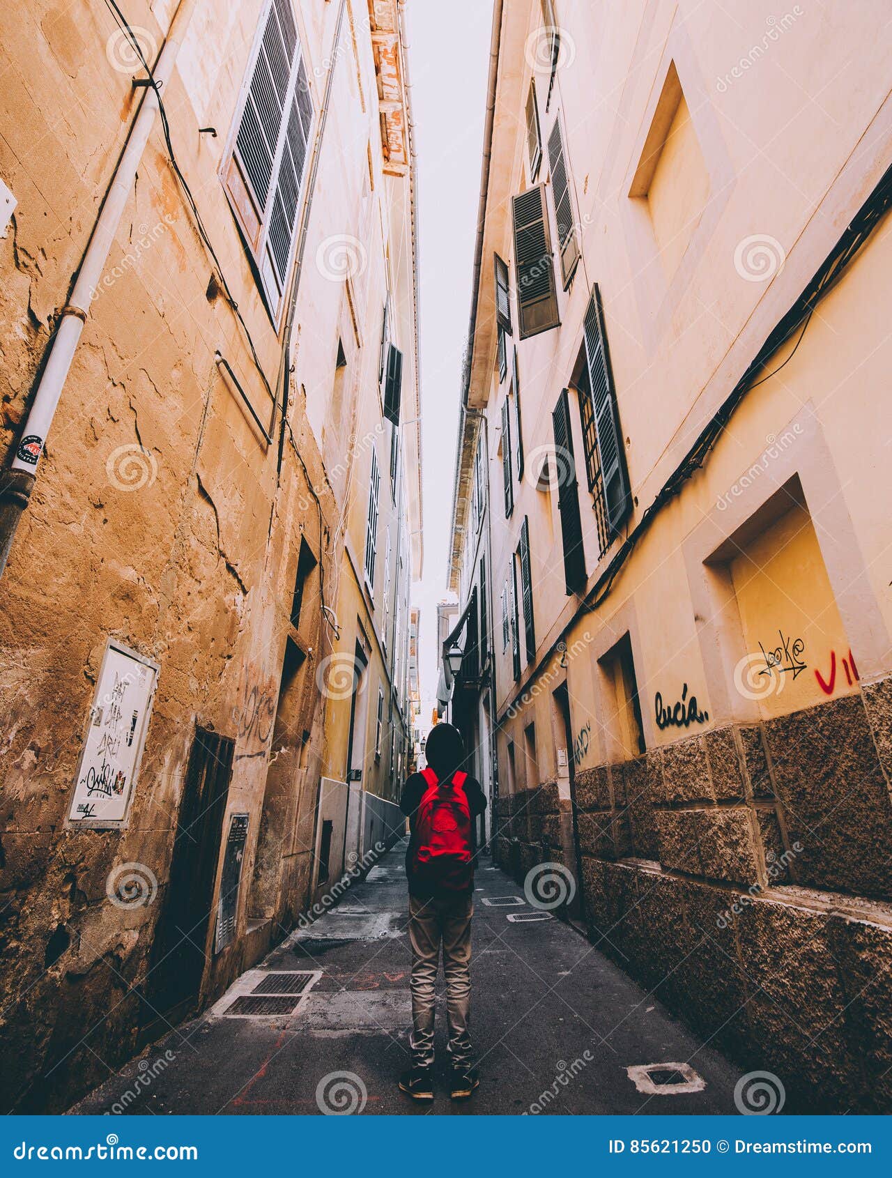 Majorca streets editorial image. Image of symmetry, road - 85621250