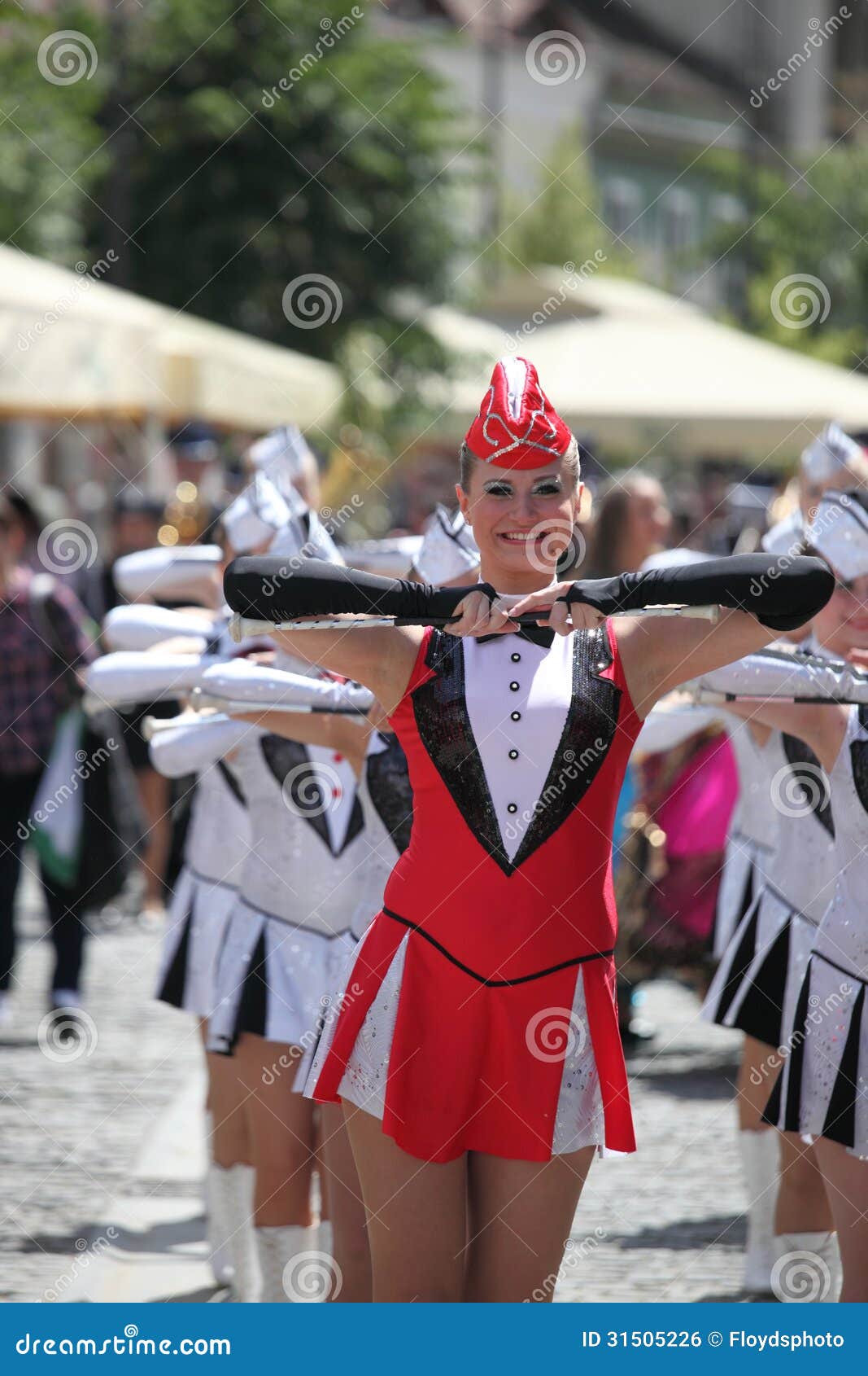 Majorette Che Seguono Il Loro Capo Fotografia Editoriale - Immagine di ...