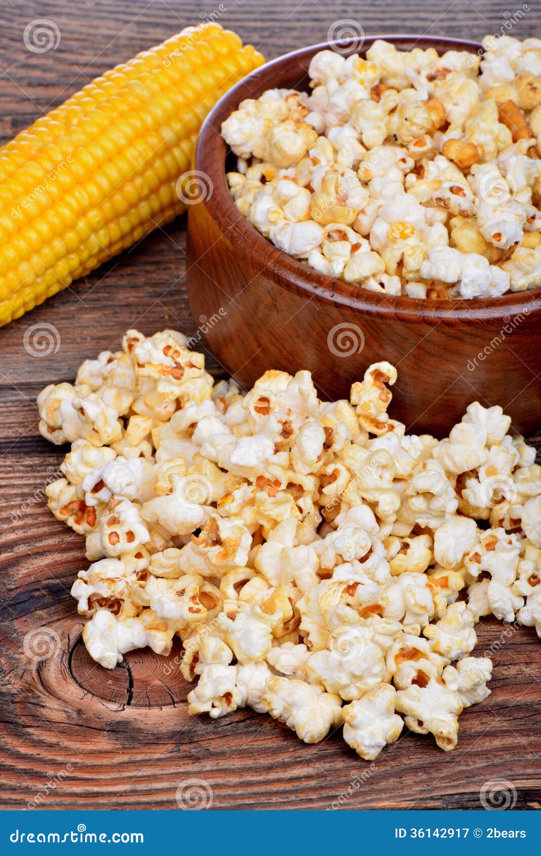 Majs och popcorn fotografering för bildbyråer. Bild av näring - 36142917