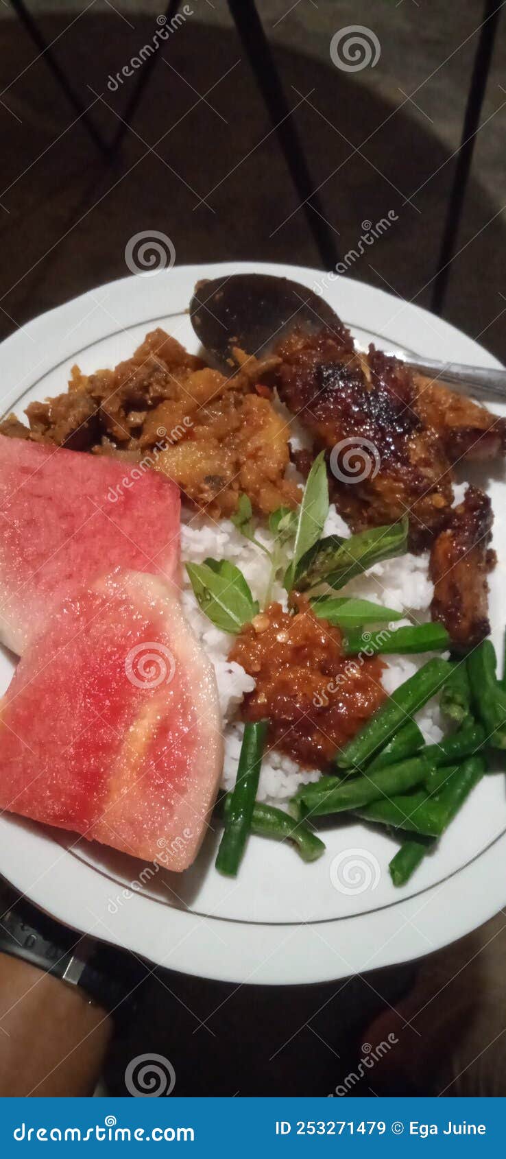 Makanan Come Comida Y Es Agradable Imagen de archivo - Imagen de ...