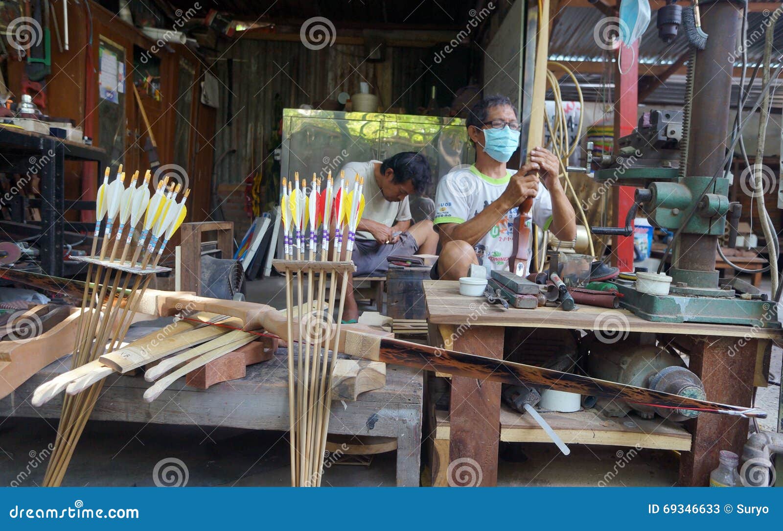 Make arrows editorial stock photo. Image of craftsmen - 69346633