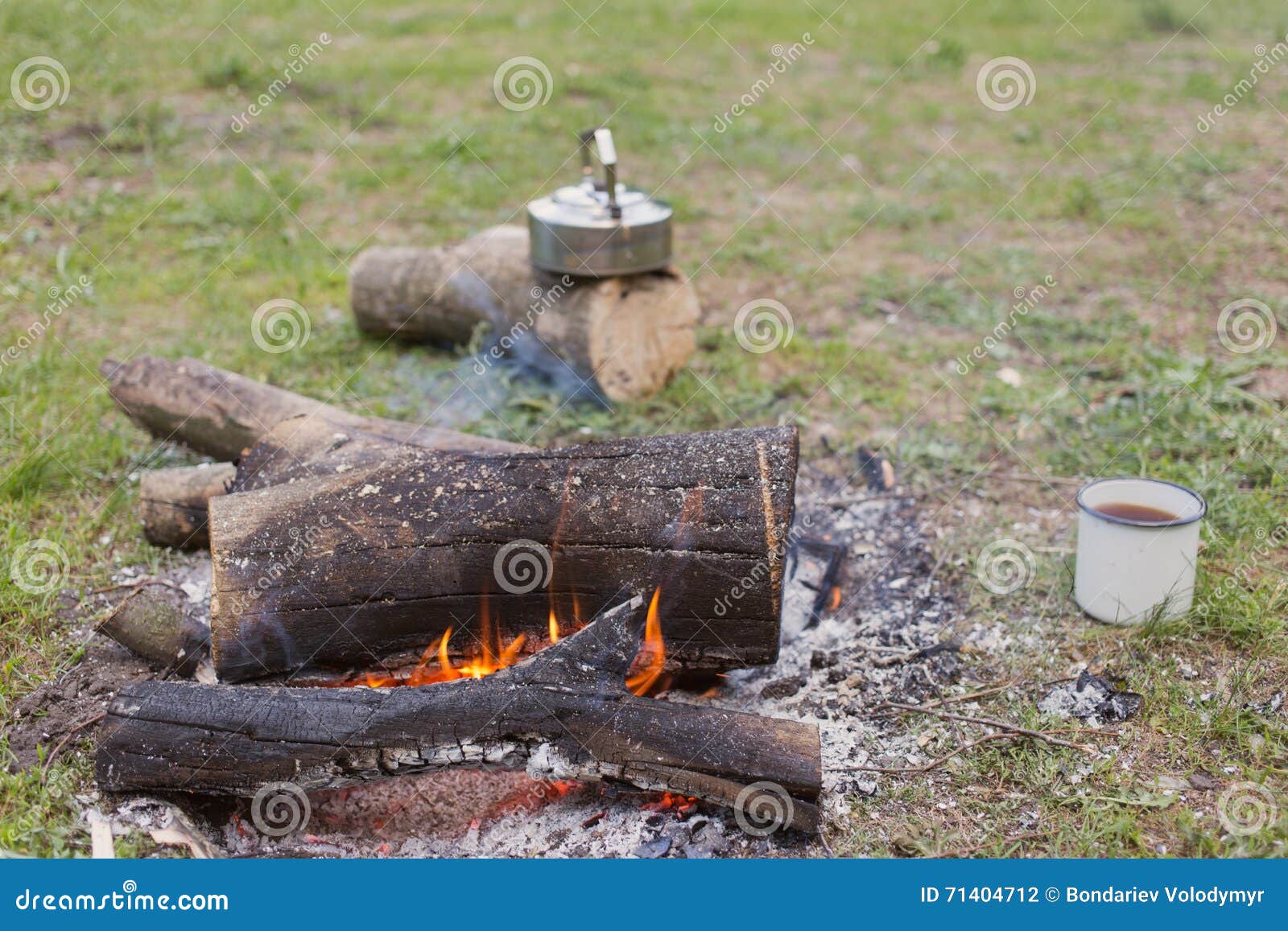Make Tea Over an Open Fire in a Hike. Stock Photo - Image of holiday ...