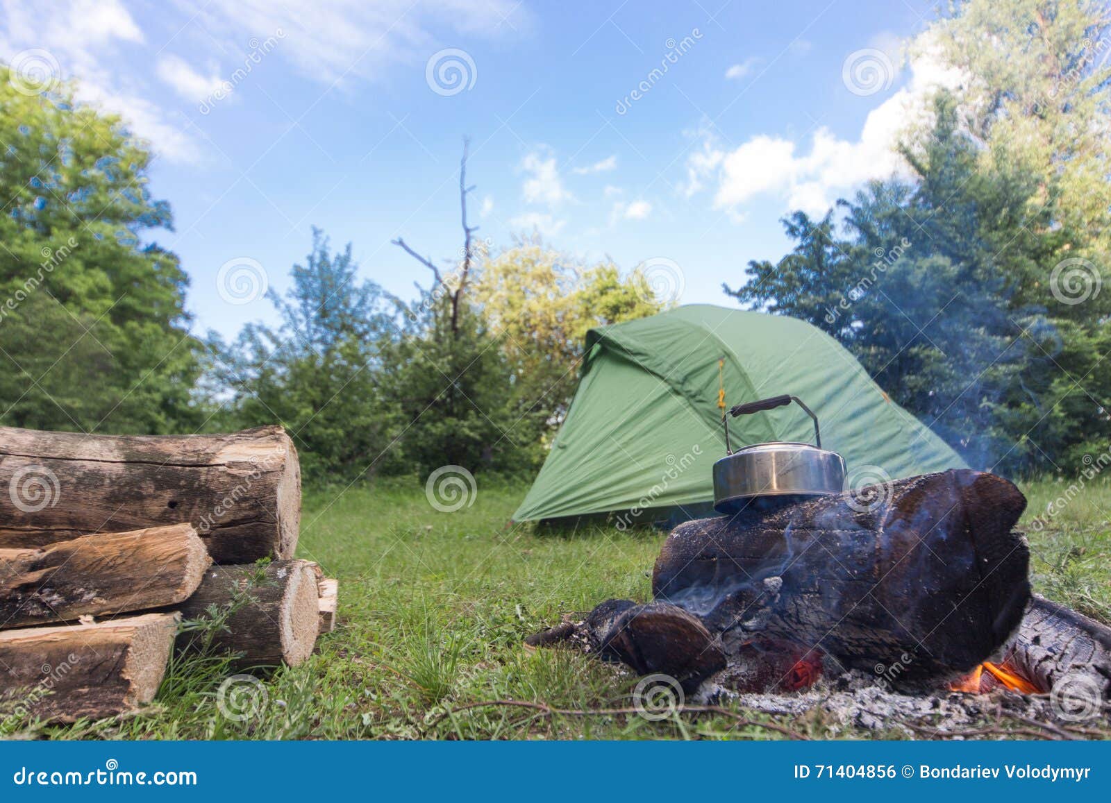 Make Tea Over an Open Fire in a Hike. Stock Photo - Image of nature ...