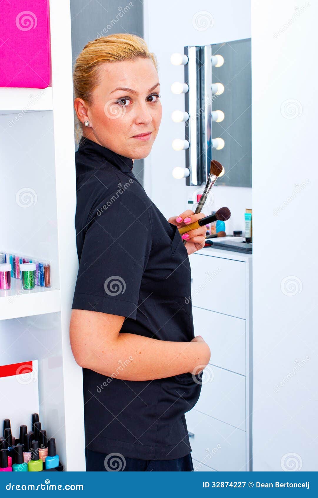 Make up artist at work stock image. Image of hair, caucasian - 32874227