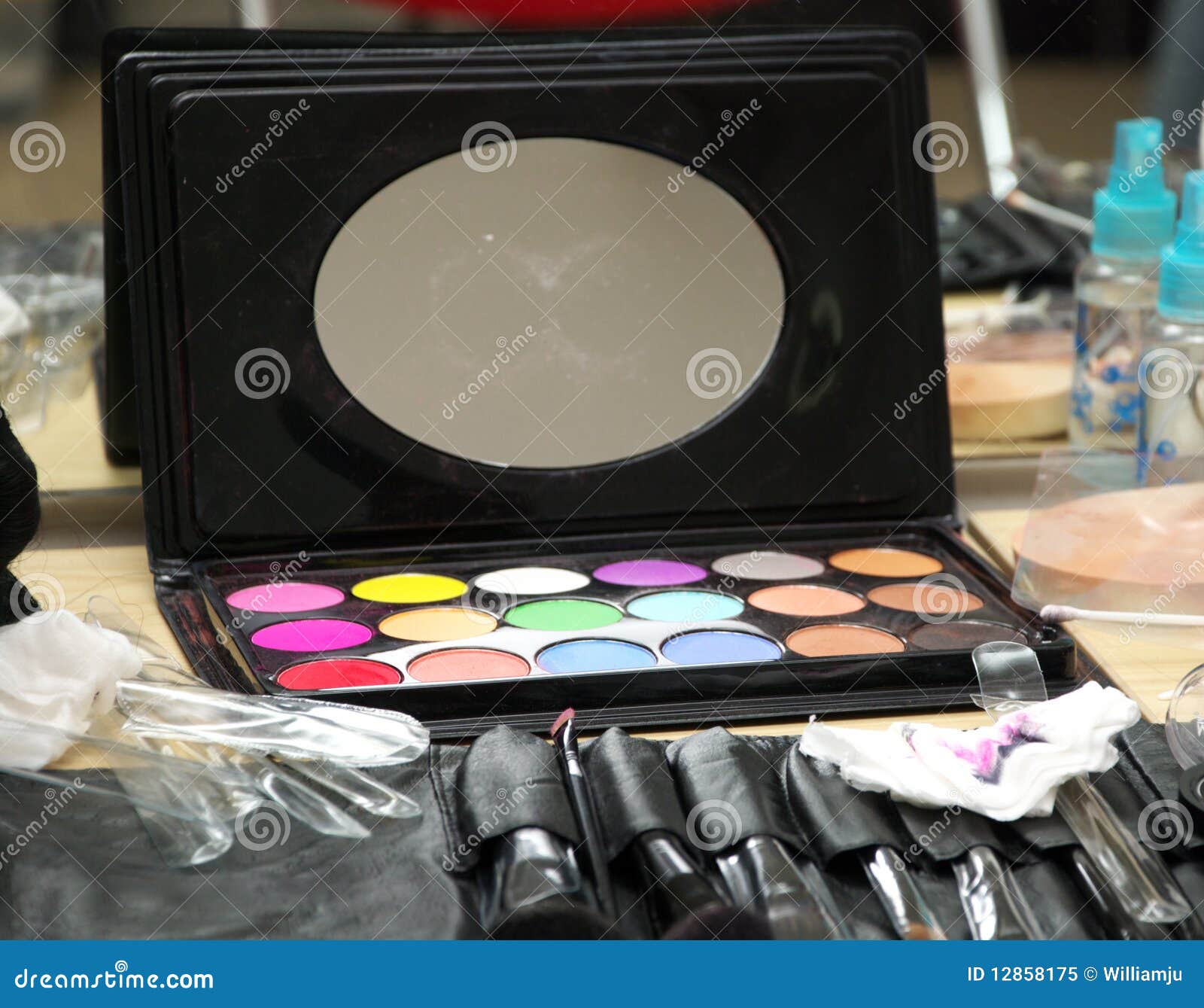 Make up kit stock image. Image of beauty, makeup, fashion - 12858175