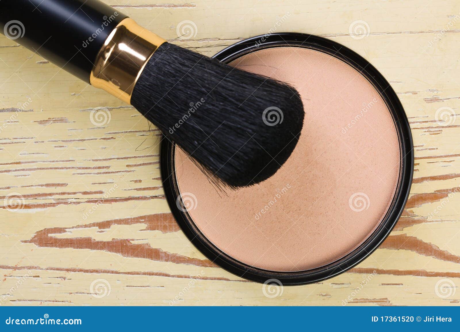 Makeup Brush and Cosmetic Powder Compact Stock Photo - Image of ...
