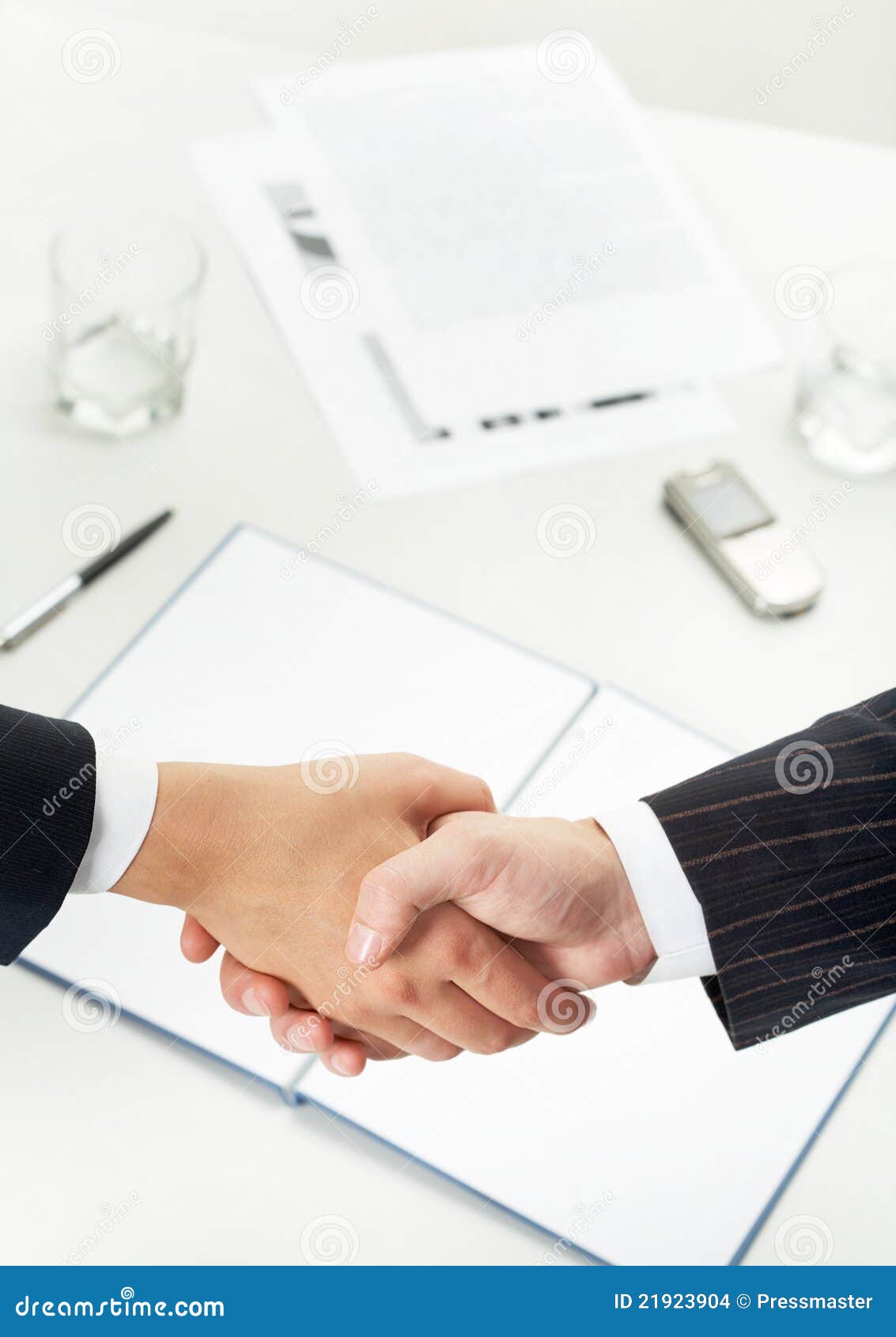 Making agreement stock photo. Image of document, close - 21923904