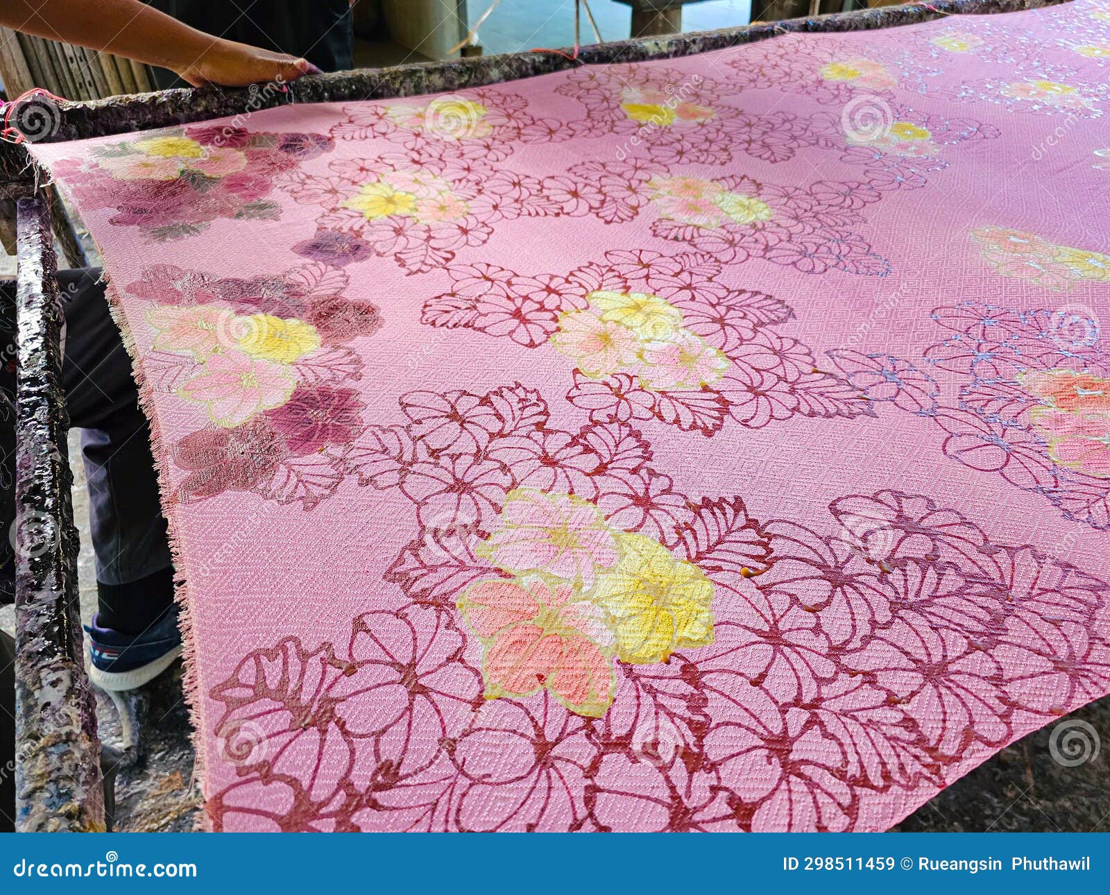 Making Batik by Drawing Beautiful Patterns by Hand Stock Image - Image ...