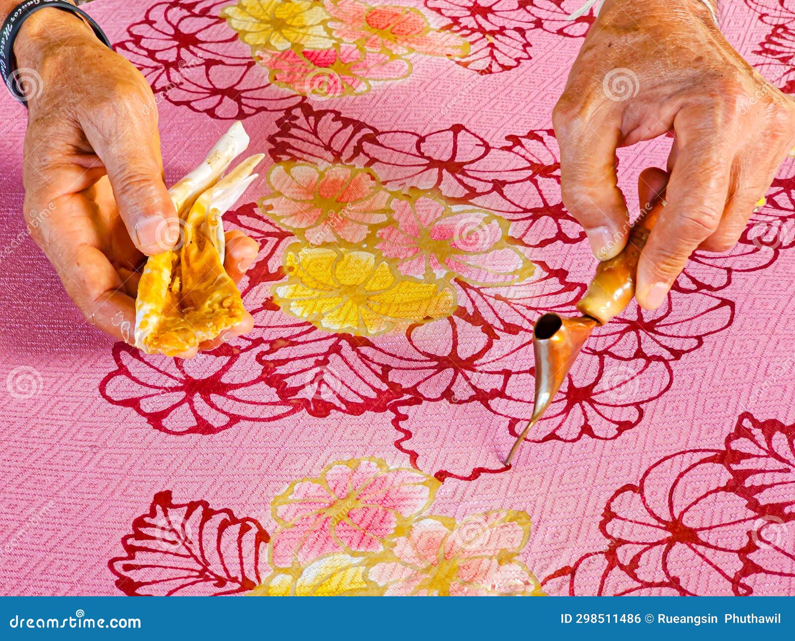 Making Batik by Drawing Beautiful Patterns by Hand Stock Photo - Image ...
