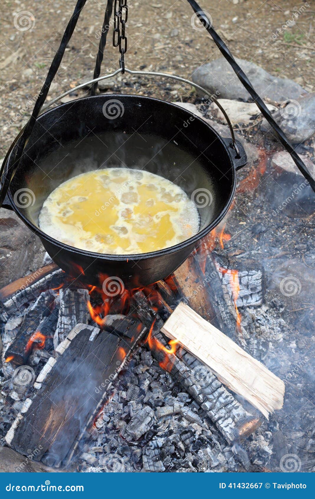 Making food on camp fire stock image. Image of omelette - 41432667