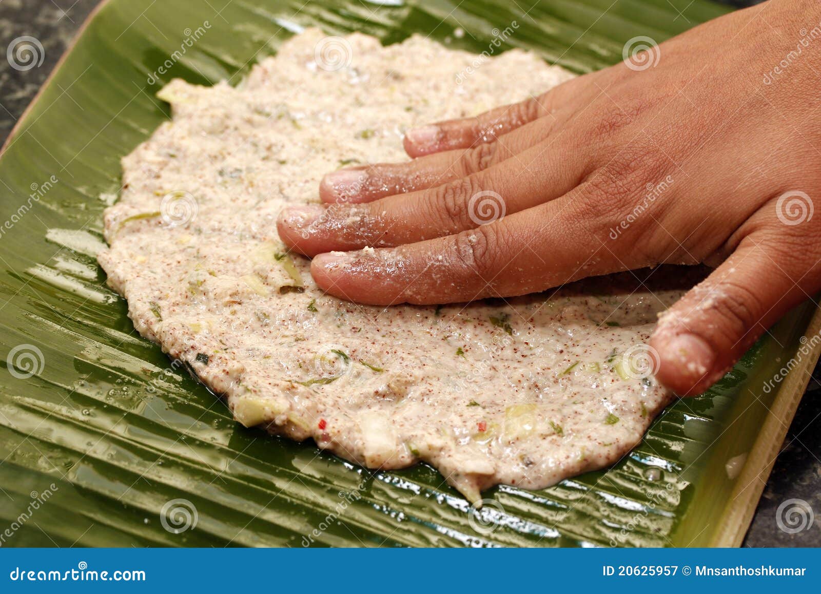 Making indian bread stock image. Image of cuisine, oily - 20625957