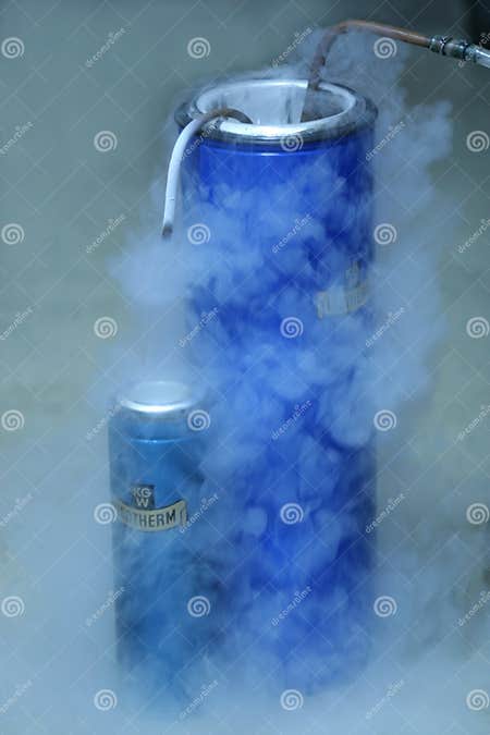 Making liquid oxygen stock image. Image of oxygen, chemistry - 189651
