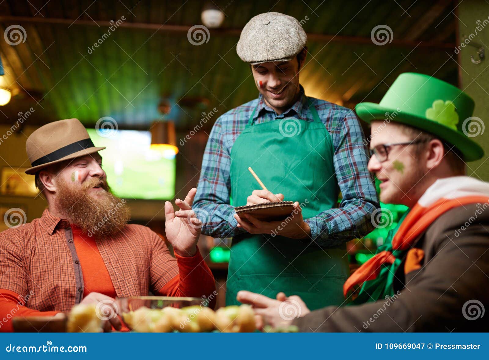 Making order in pub stock image. Image of bearded, order - 109669047
