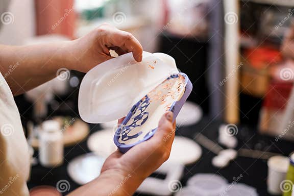 Making Plaster Casts with Polymer Plaster. Artistic Workshop for Kids ...