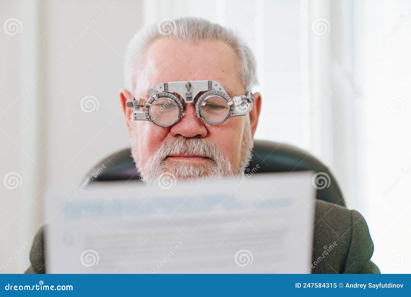 Making a Selection of Lenses, Diagnosing a Elderly Man S Vision. Stock ...