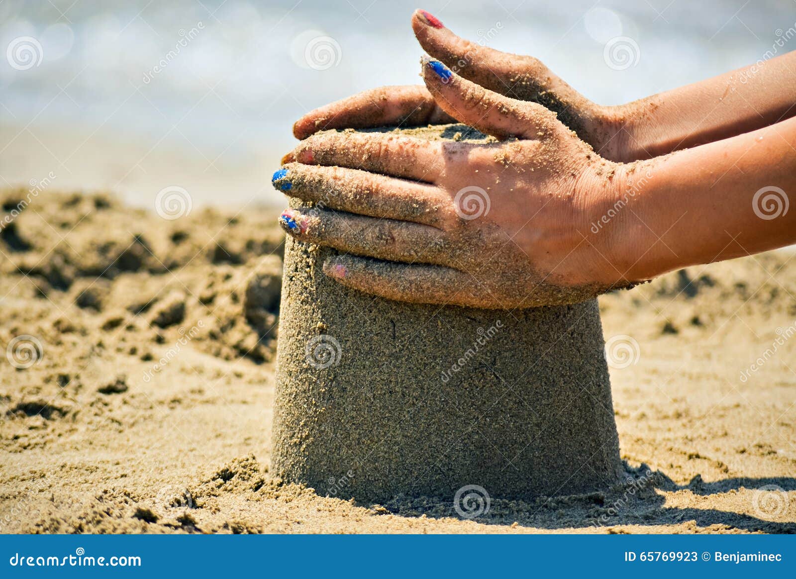 Sand Water Making Shapes Stock Photos - Free & Royalty-Free Stock ...