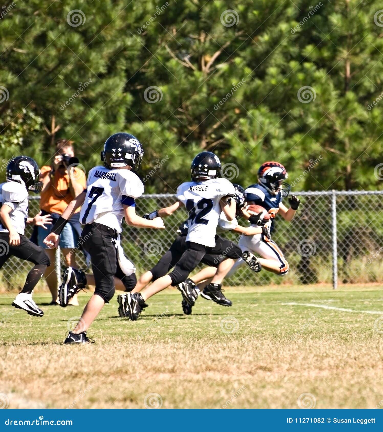Making a Touchdown Youth Football Editorial Photography - Image of ...