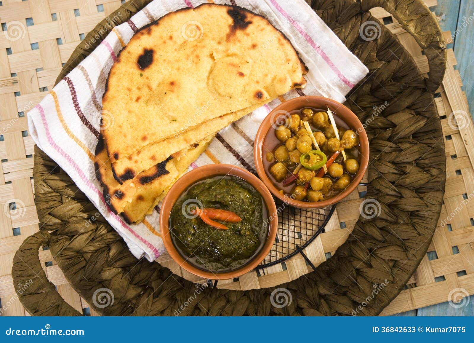 Makki Ki Roti with Channa stock image. Image of makki - 36842633