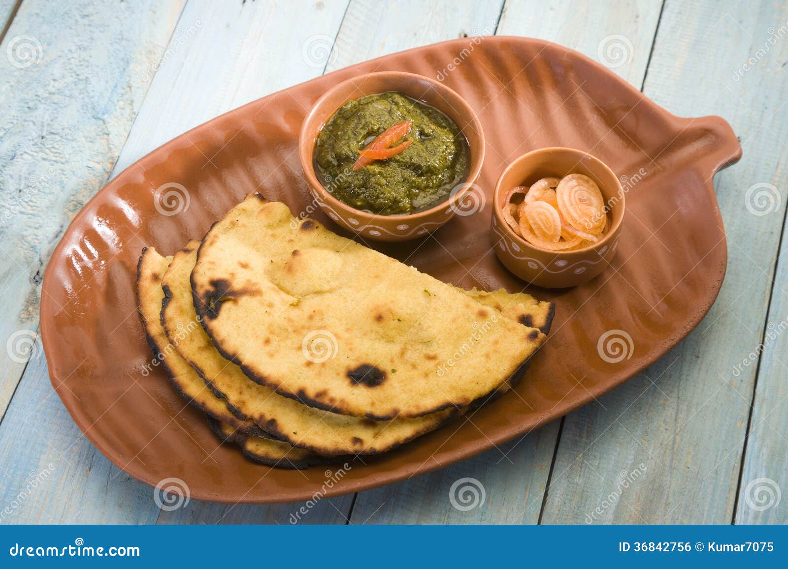 Makki Ki Roti with Saag stock photo. Image of chaat, food - 36842756