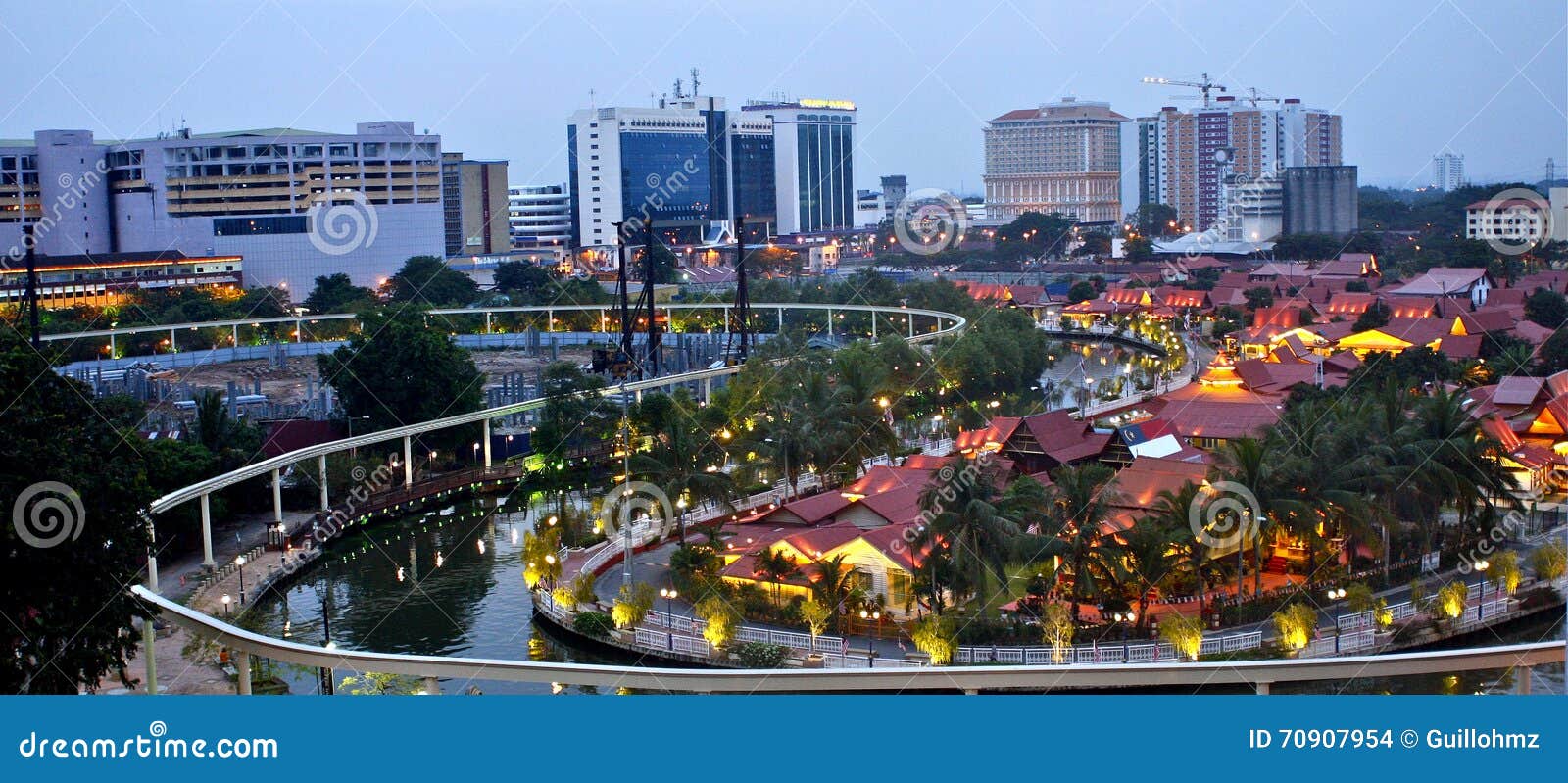 Malacca River at night editorial stock image. Image of tourist - 70907954