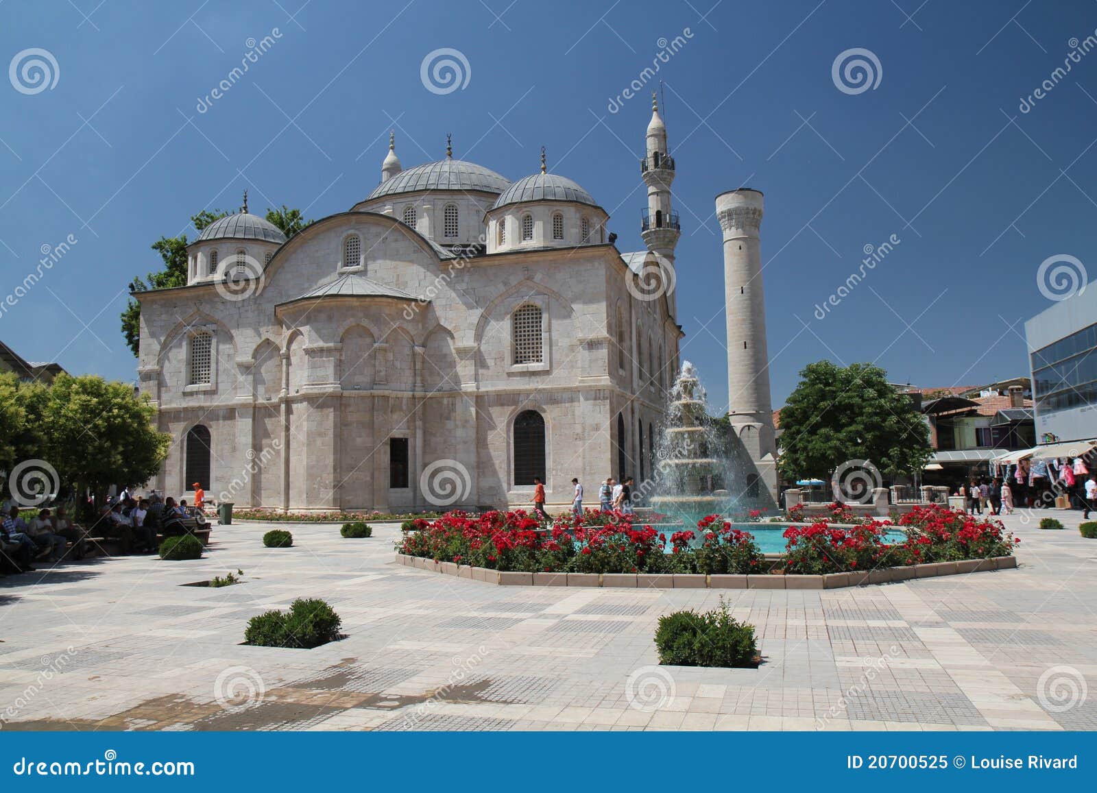 Malatya mosque, Turkey editorial image. Image of bench - 20700525