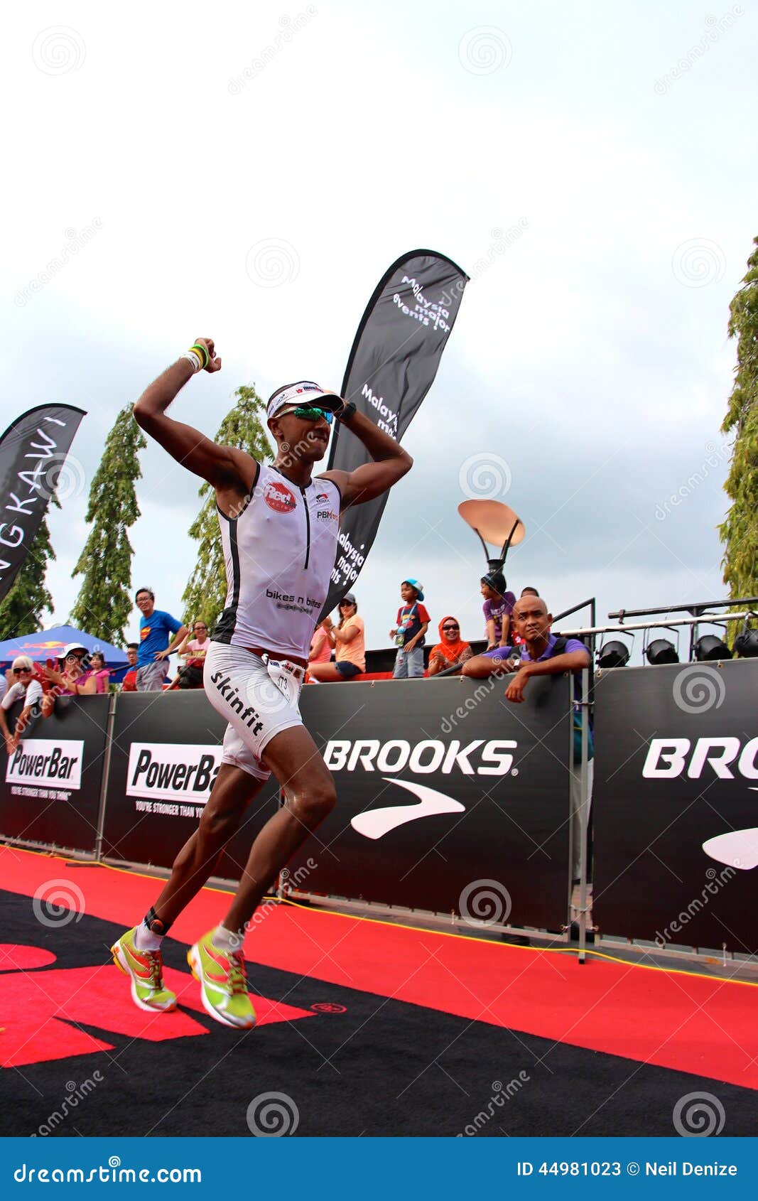 140 Running Group Malaysia Stock Photos - Free & Royalty-Free Stock ...