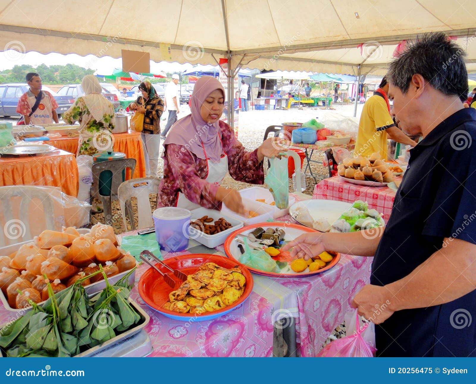 Malaysia temporary market editorial image. Image of holiday - 20256475