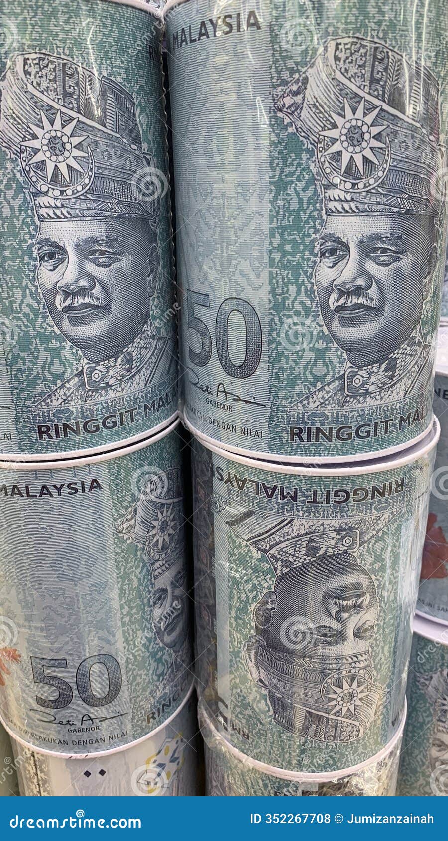 Malaysian Money Worth Rm50 in the Shape of a Circle Stock Photo - Image ...