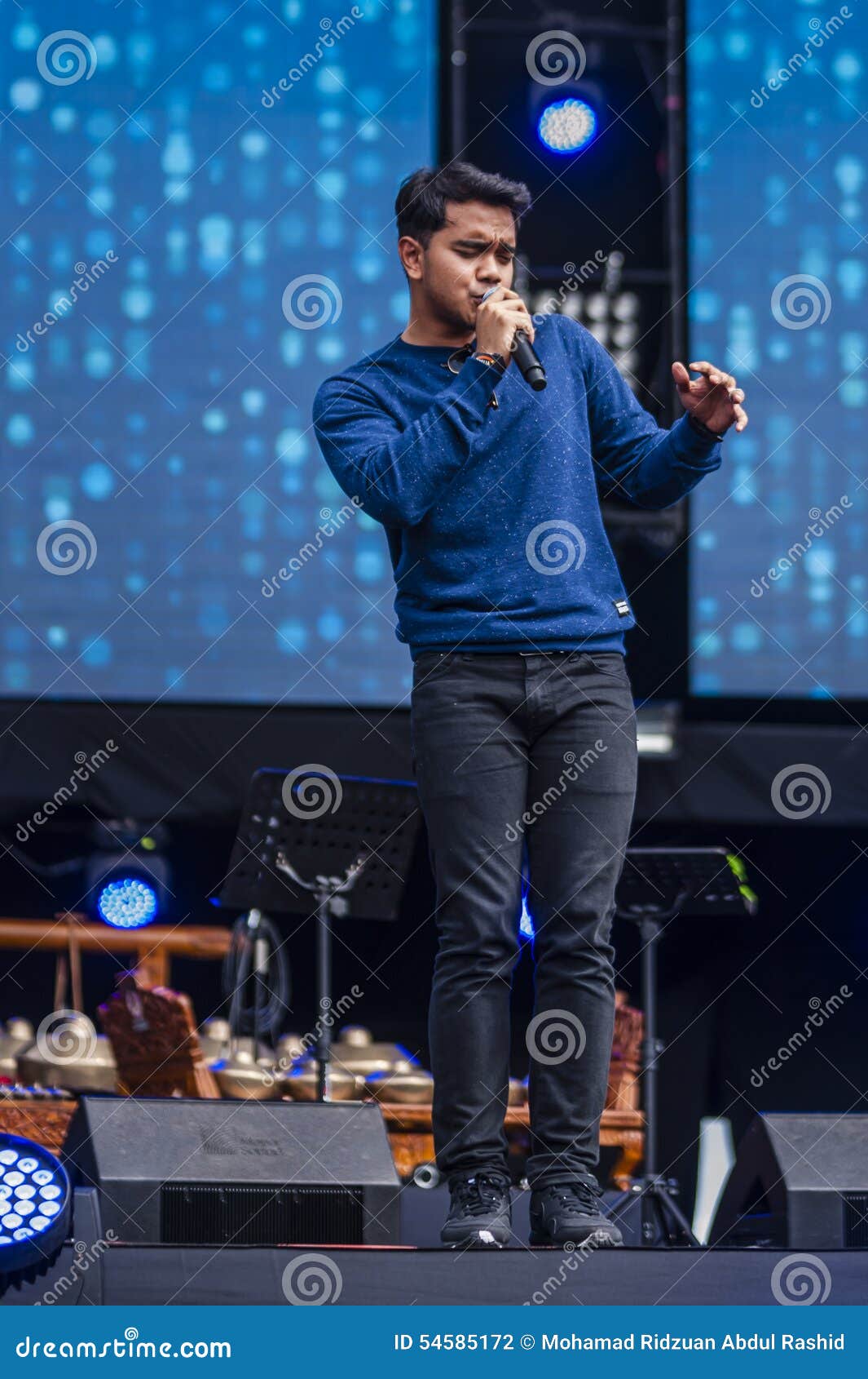 Malaysian Singer editorial photography. Image of industry - 54585172