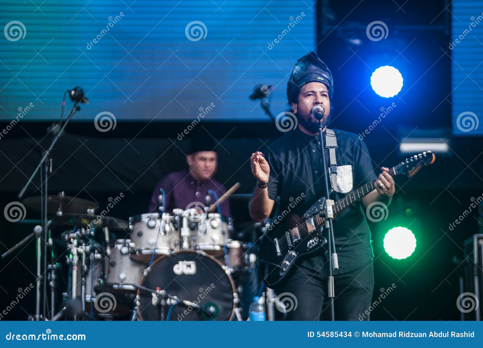 Malaysian Singer editorial stock image. Image of monoloque - 54585434