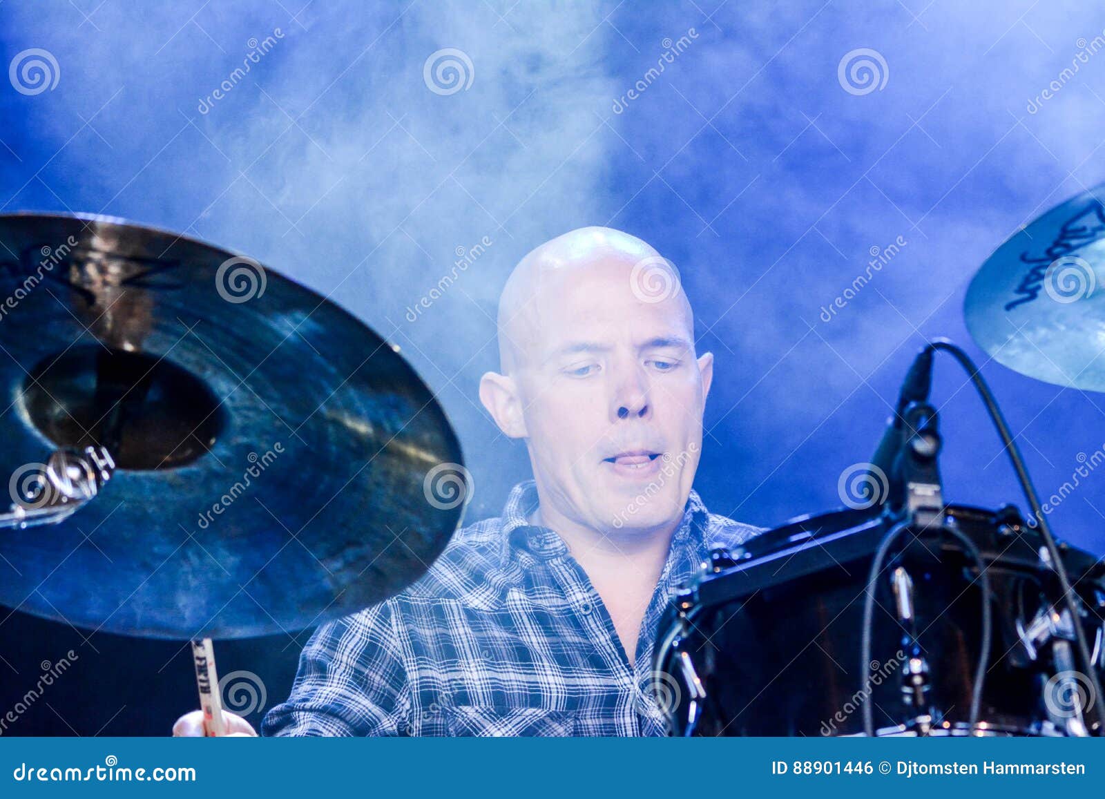 Male drummer editorial photo. Image of sticks, rock, basedrum - 88901446