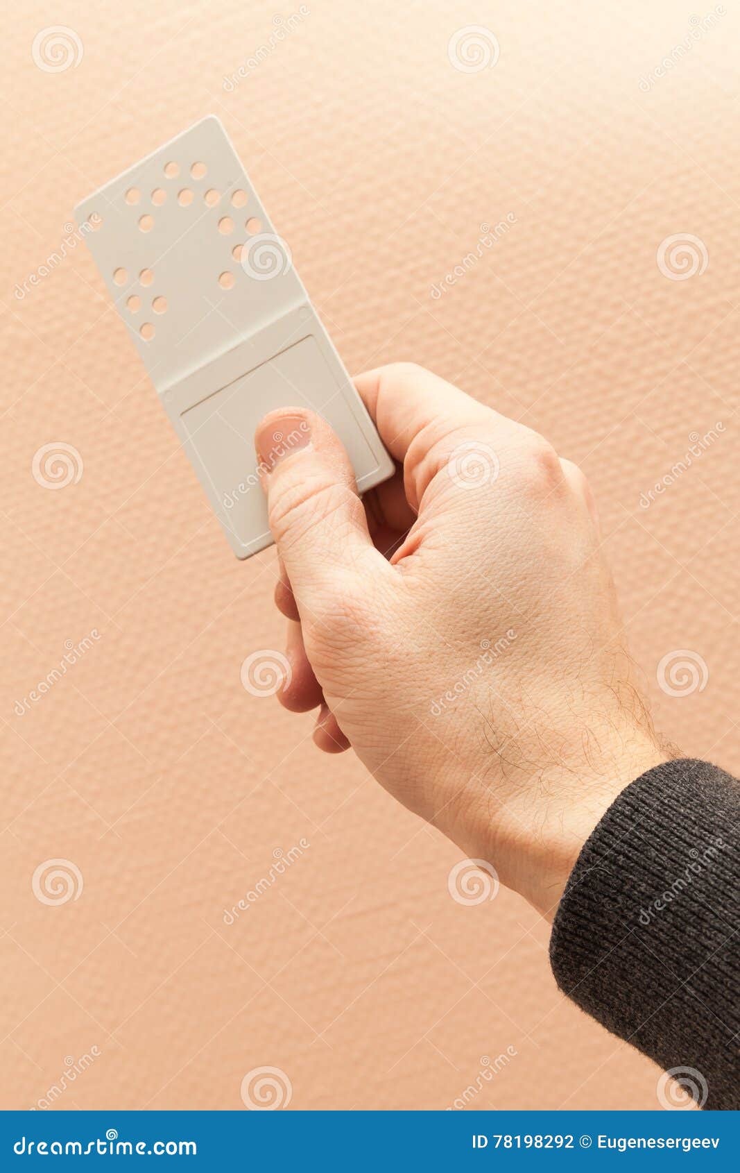 Male Hand Gray Plastic Door Key Card Stock Photos - Free & Royalty-Free ...