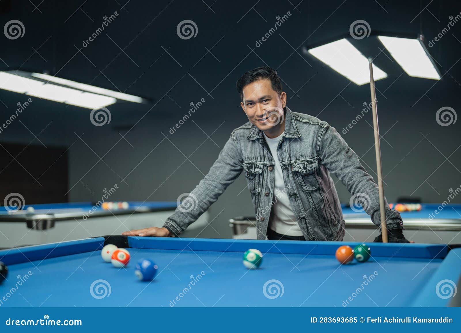 The Male Pool Player Smiling To the Camera Stock Image - Image of play ...